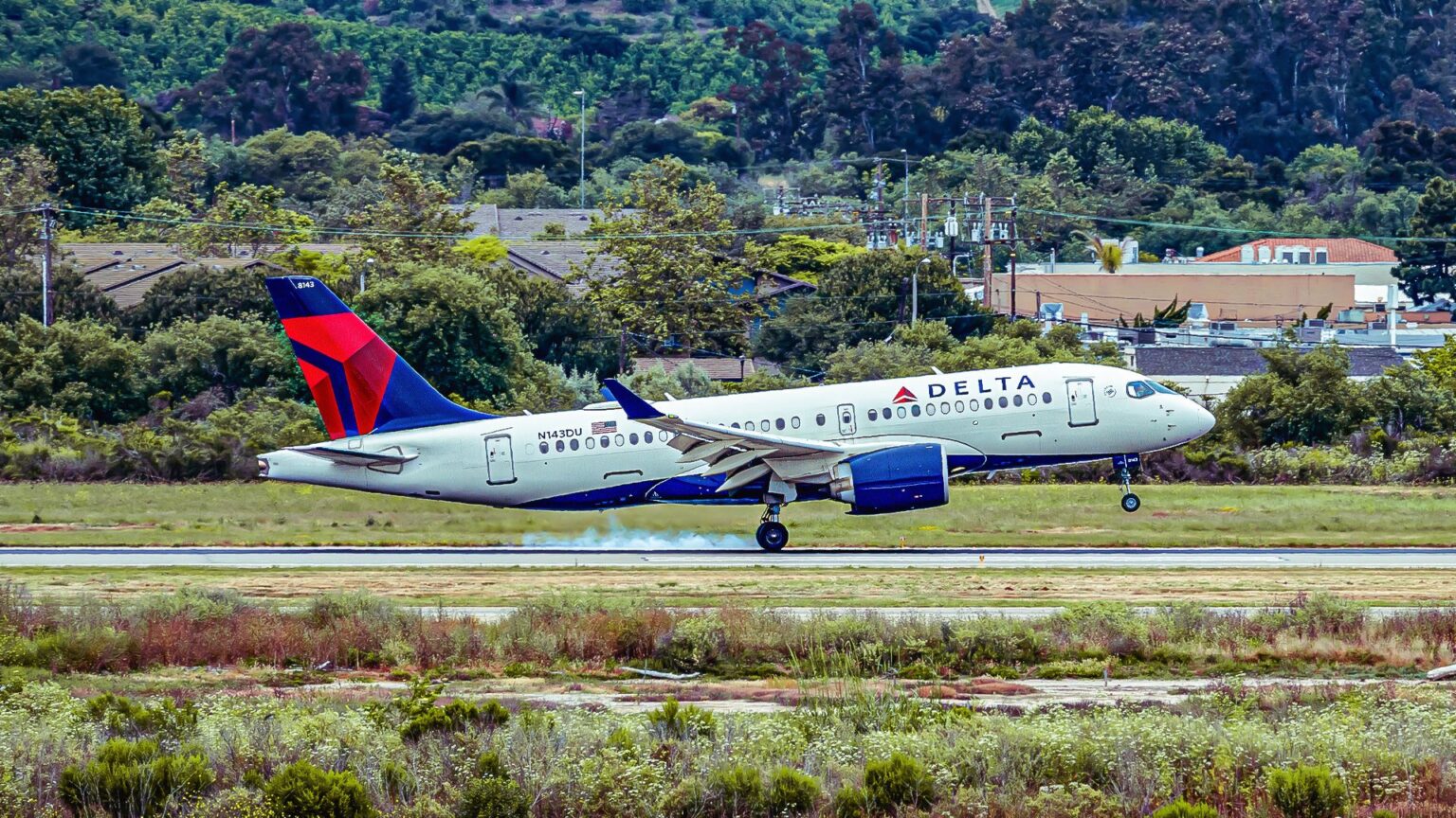 Delta Air Lines Expands Airbus A220 Operations with 97,438 Flights in ...